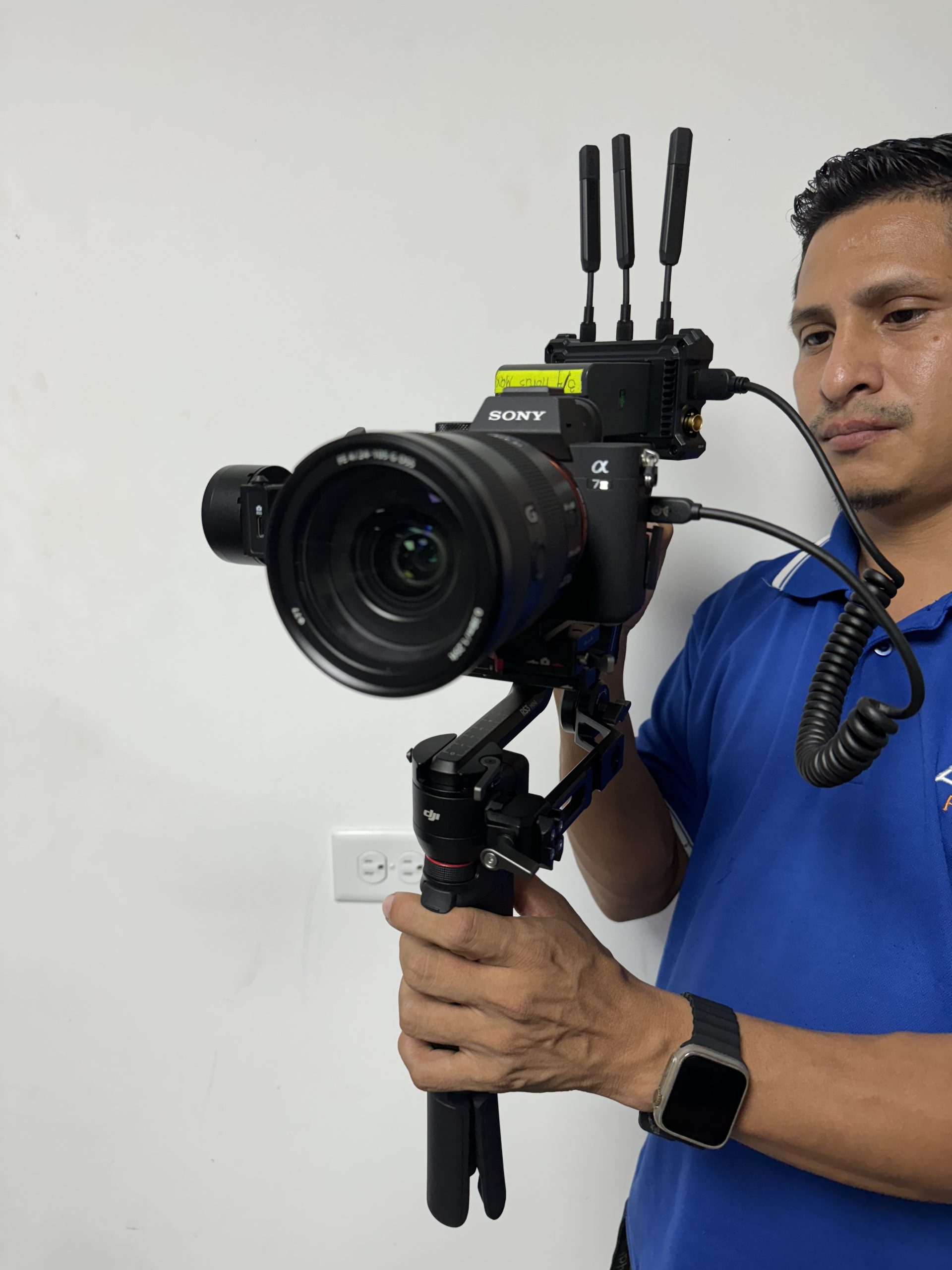 Camara de Filmación, Circuito Cerrado y Streaming – Audico Galería